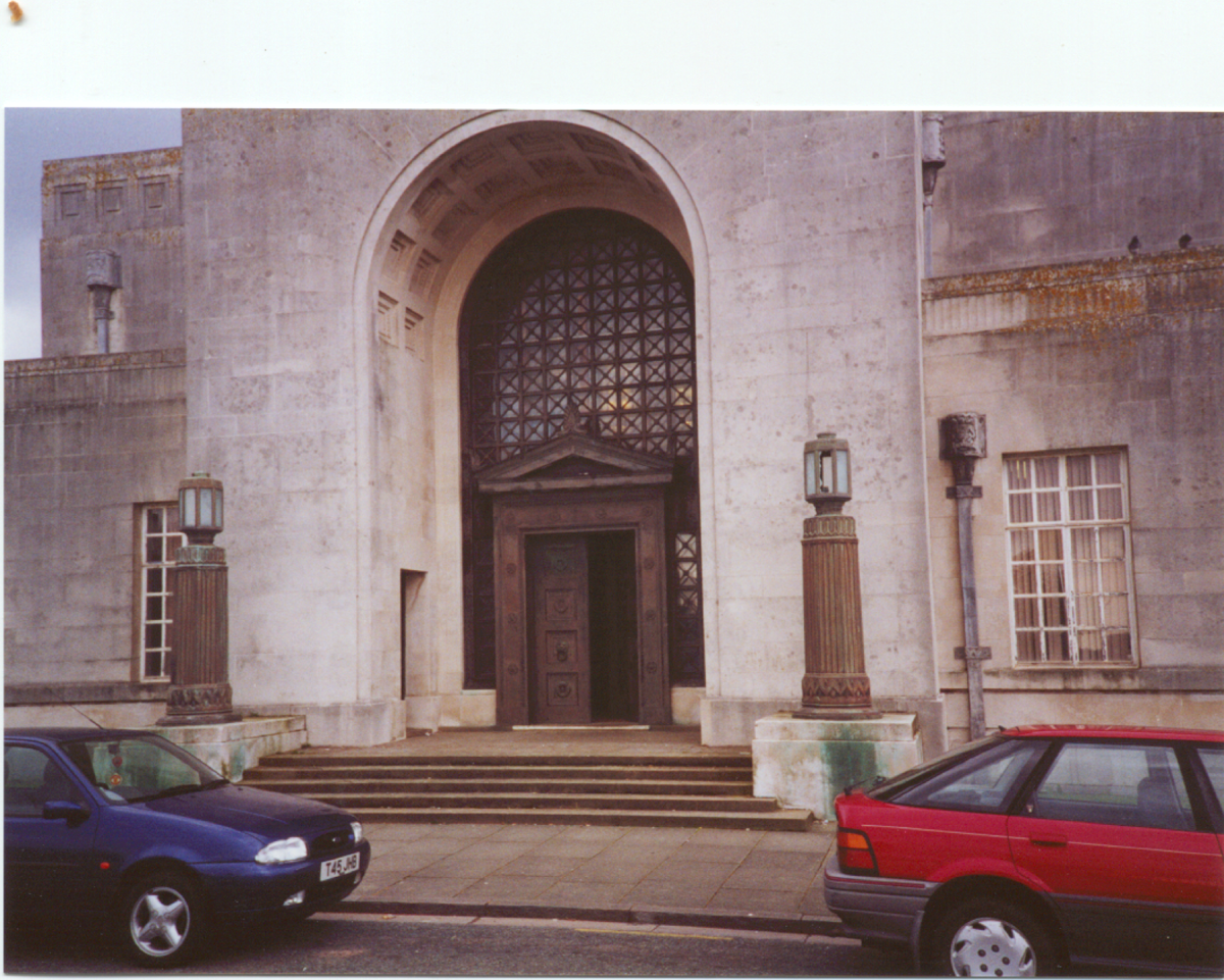 SG11 – Catrin Collier